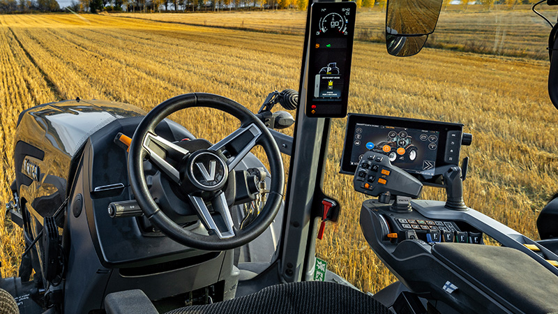 SmartTouch | Nemmere end din smartphone | Valtra